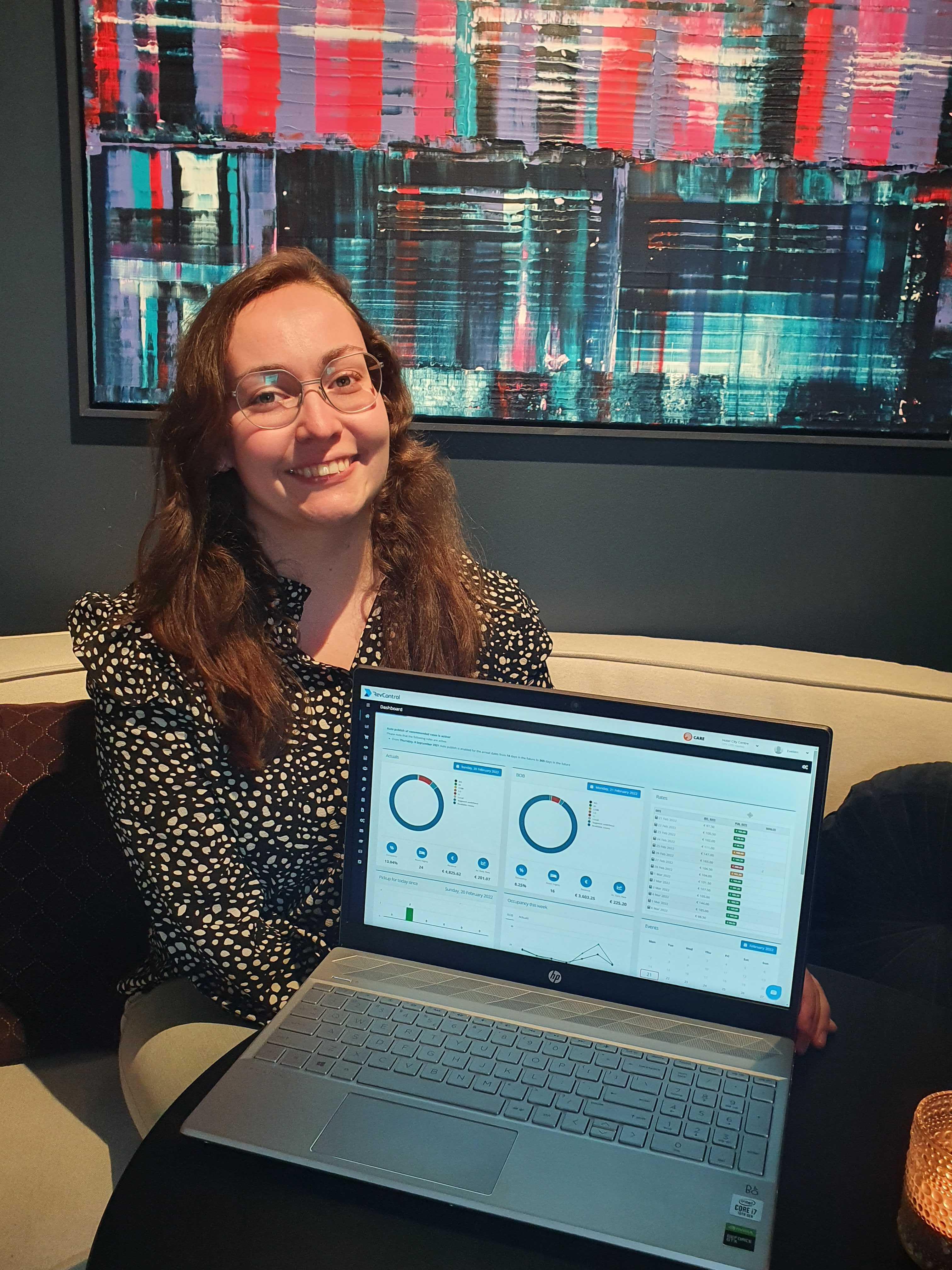 LET'S MEET: our newest member Evelien! - Blog